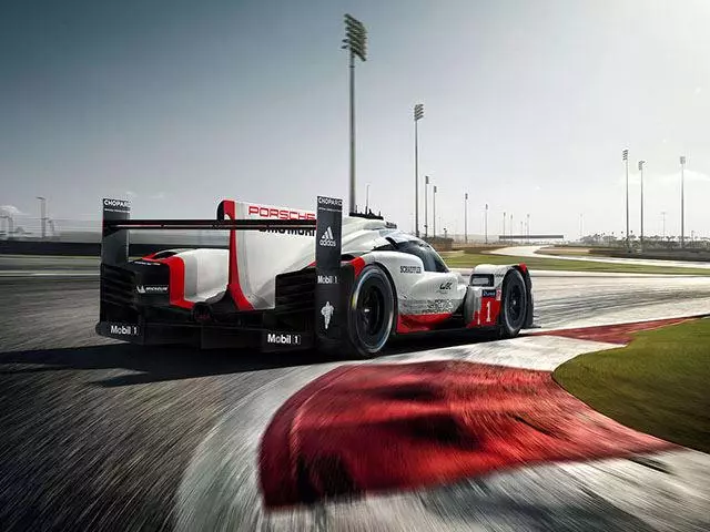 O novo Porsche 919 ten un deseño de motor que xa case non vemos 96917_2