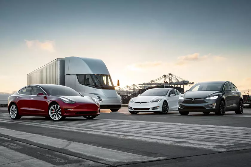 Tesla Model 3 încalcă 100.000 de vânzări pentru 2018 9702_7