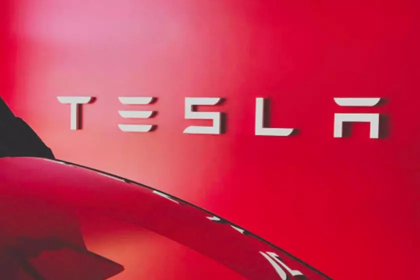 Tesla Model 3 vyole 100,000 lavant pou 2018 9702_8