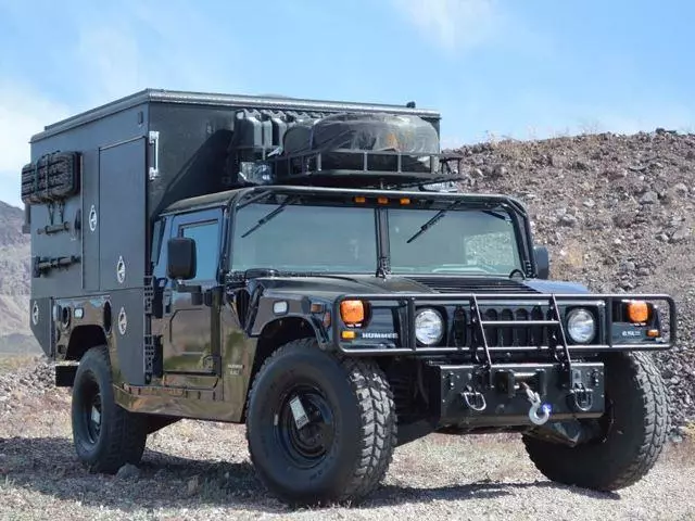 Bu Eski SWAT H1 Hummer'ı 125.000 Dolara Satın Alabilirsiniz 97241_1