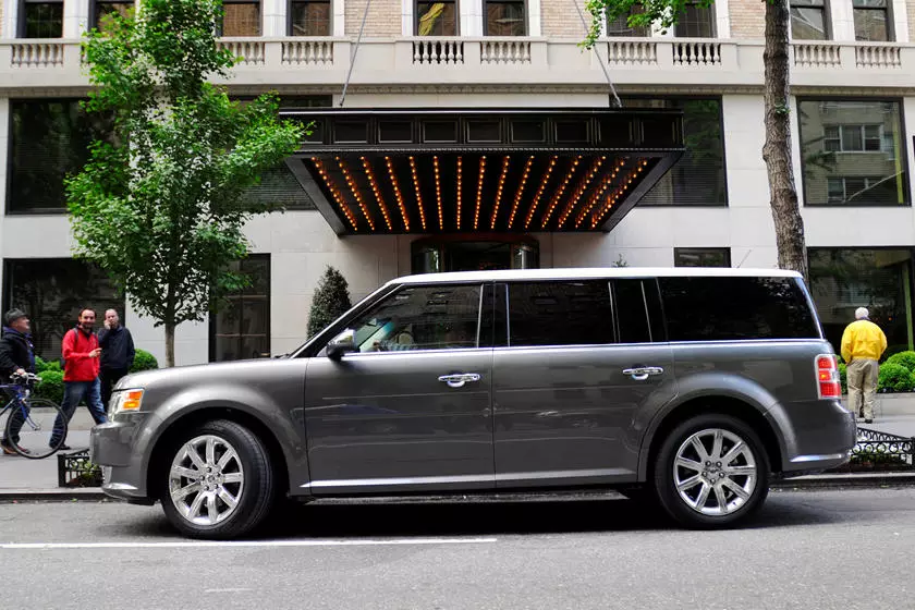 Oifigeach: Slán le Ford Flex 97337_9