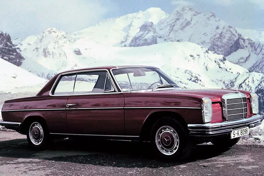 A retro Mercedes-Benz E-osztály Maybach-verő stílust kapott 97472_11