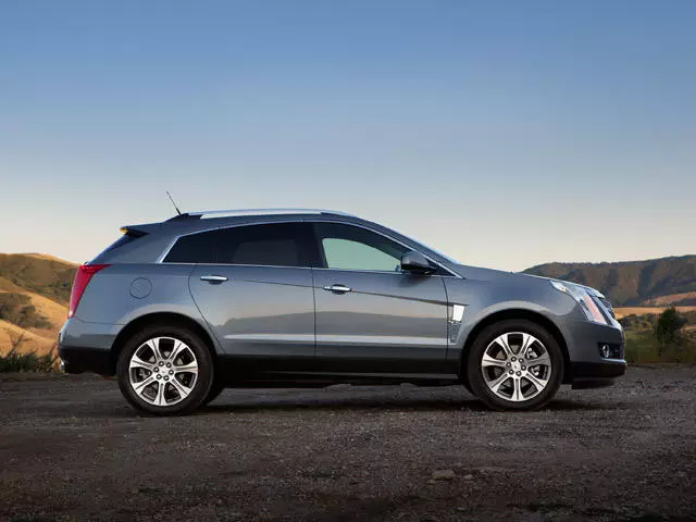 Cadillac Updates 2012 SRX miaraka amin'ny motera V6 vaovao 98333_2