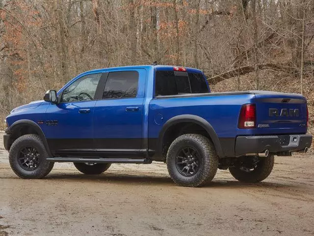 Ram 1500 Sublime Sport និង Ram Rebel Blue Streak នាំមកនូវពណ៌ដល់ NYC 98335_4