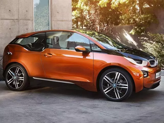 BMW duplica los pedidos de fibra de carbono para vehículos eléctricos y la próxima serie 7 98343_2