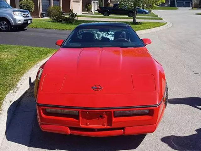 Niyə bu 1985 Corvette birtəhər 1 milyon dollardan artıqdır? 98432_1