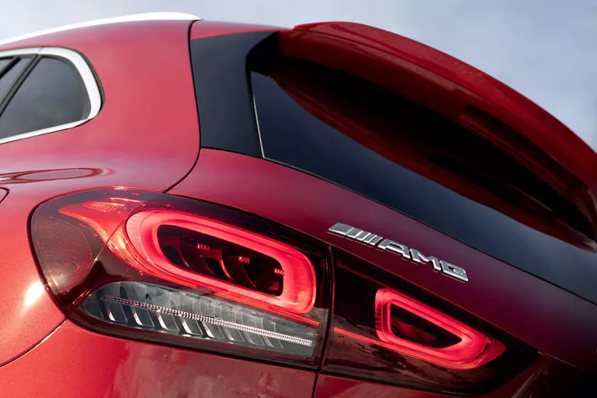 2021-2022 Mercedes-AMG GLA 35 Taillights