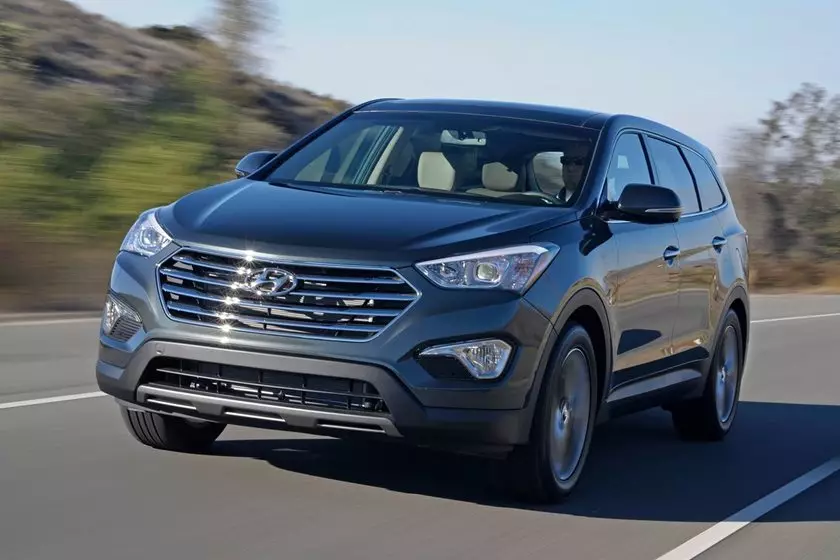 Nhọrọ Minivan kacha mma nke 2018: Hyundai Santa Fe 9894_10