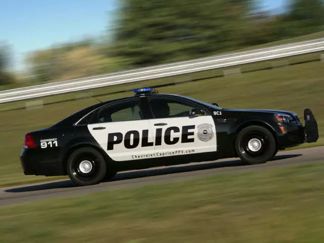Videó: A 2011-es Chevrolet Caprice PPV akcióban 99143_2