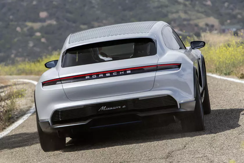 Porsche sta già aumentando la produzione Taycan 9924_12