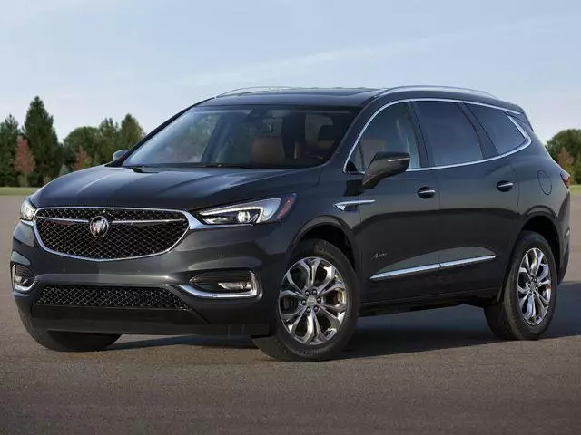 ڇا نئون 2018 Buick Enclave Avenir ھڪڙو حقيقي آڊيو Q7 مقابلو ڪندڙ آھي؟ 99306_2