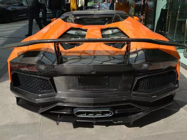 DMC لامبورگىنى Aventador Roadster SV نى ئاشكارىلىدى 99461_4