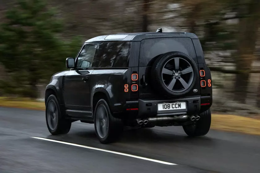 Nû Range-Topping 600-HP Land Rover Defender SVR Tê 9999_2